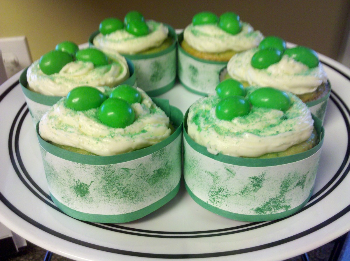 St. Patrick's Day Cupcakes: Decorating Ideas & DIY Wrappers - HubPages