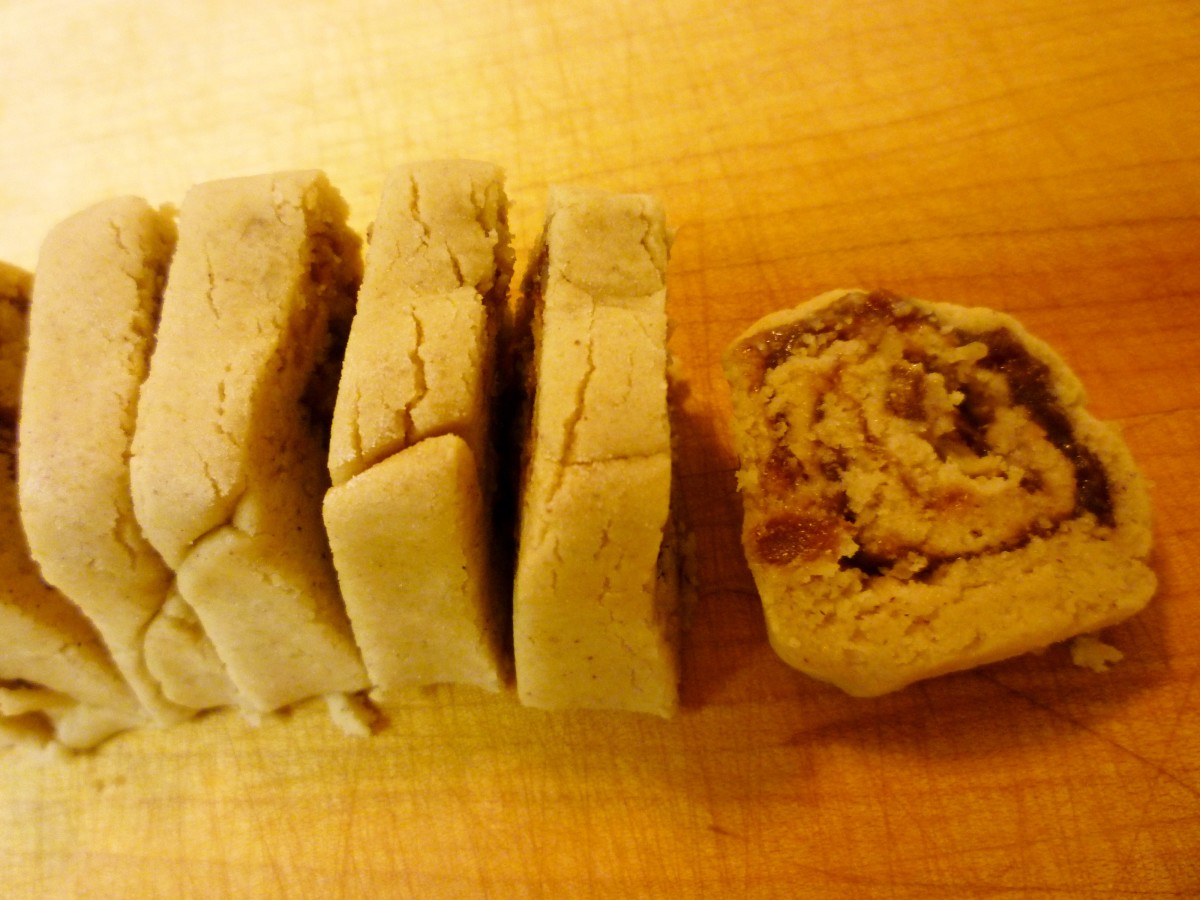 Old-Fashioned Heritage Rolled Pinwheel Cookies With Dates and Nuts ...