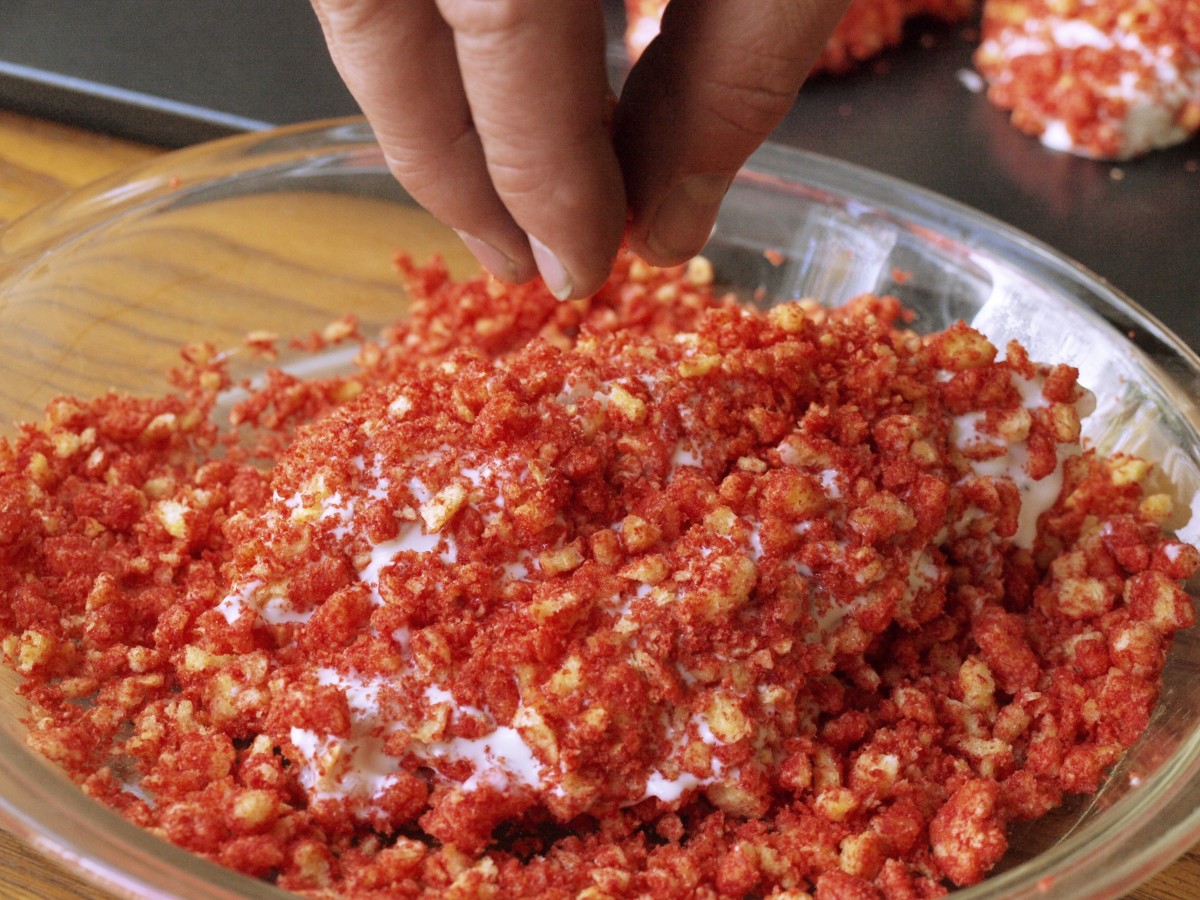 Baked Chicken With Flamin' Hot Cheetos and Ranch Dressing Recipe - HubPages