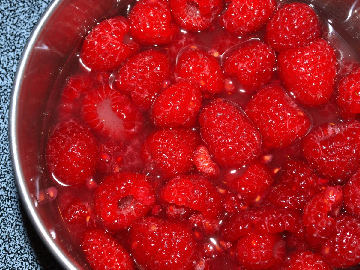 How to Make a Fruit Coulis - HubPages