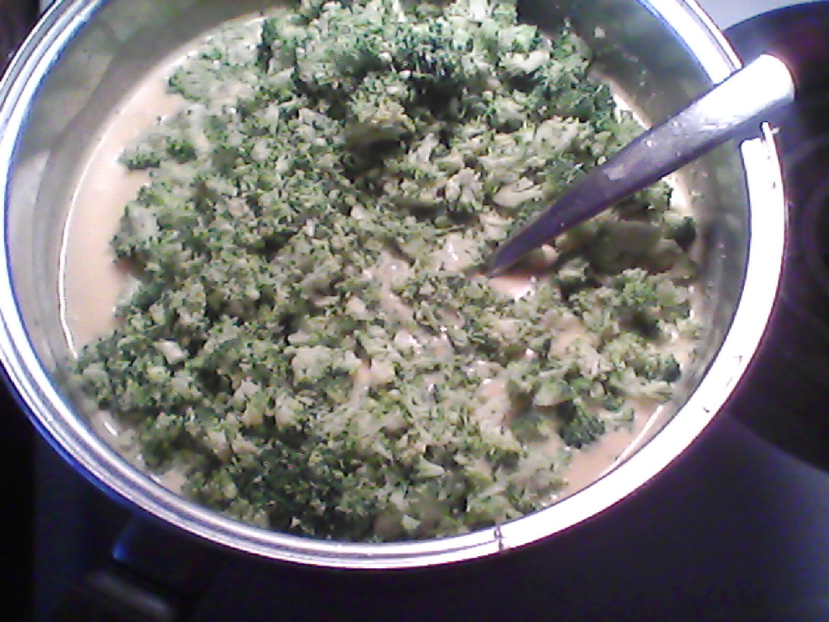 Four Cheese Broccoli Soup Recipe - HubPages