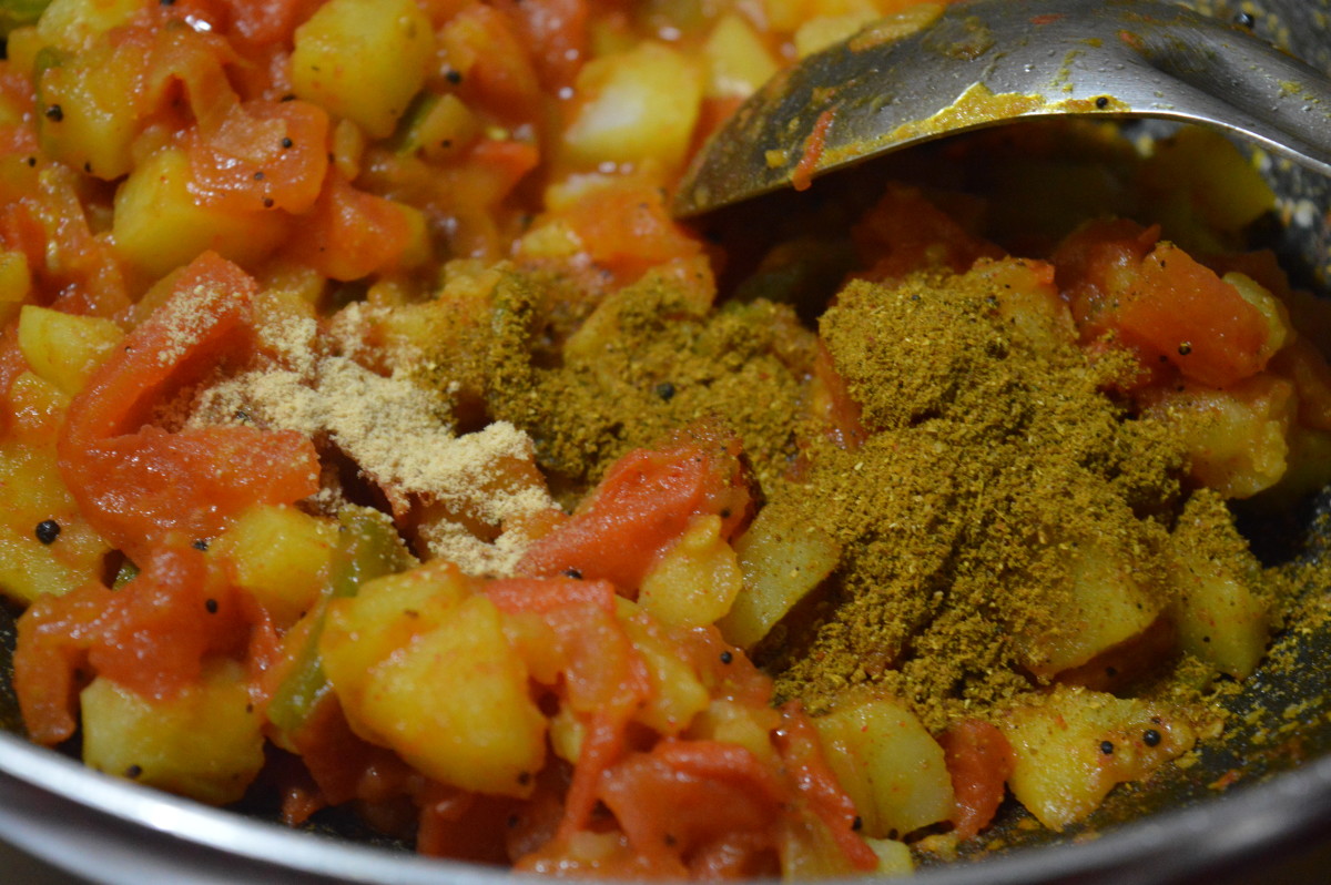 Potato, Tomato, and Capsicum Dry Curry (Indian Recipe) - HubPages