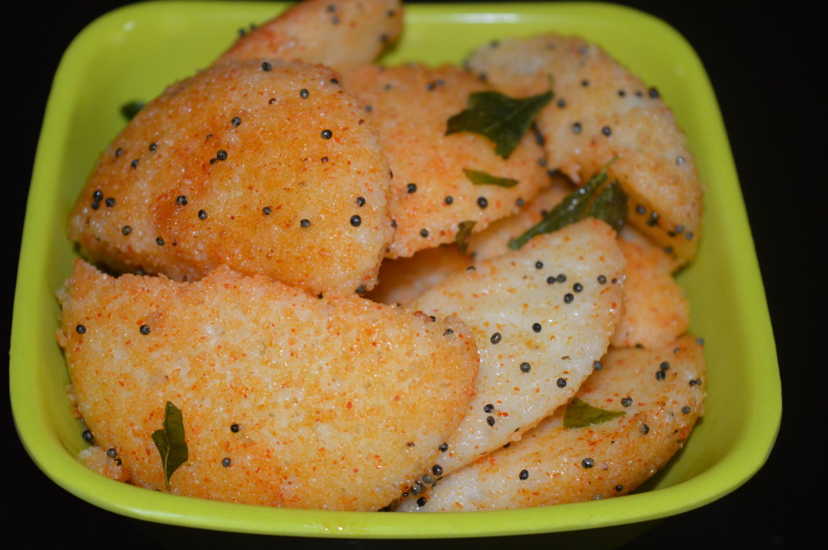 How to Make Pan-Fried Semolina Dumplings (Rava Idli) - HubPages