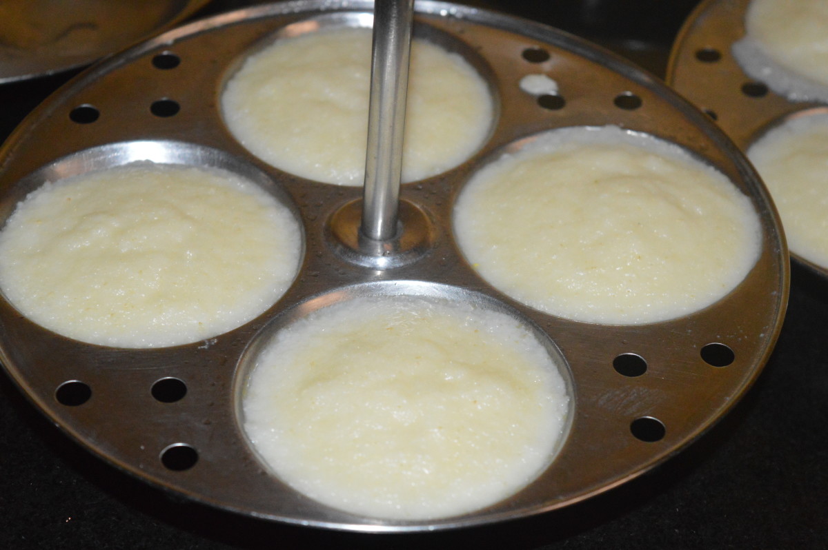 How to Make Pan-Fried Semolina Dumplings (Rava Idli) - HubPages