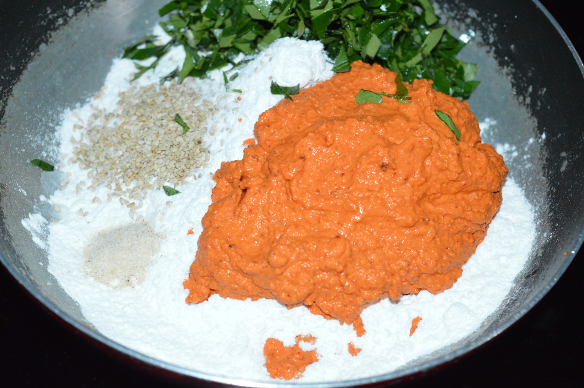 How to Make Kodubale (Spicy Rings): A Crunchy Indian Snack - Delishably