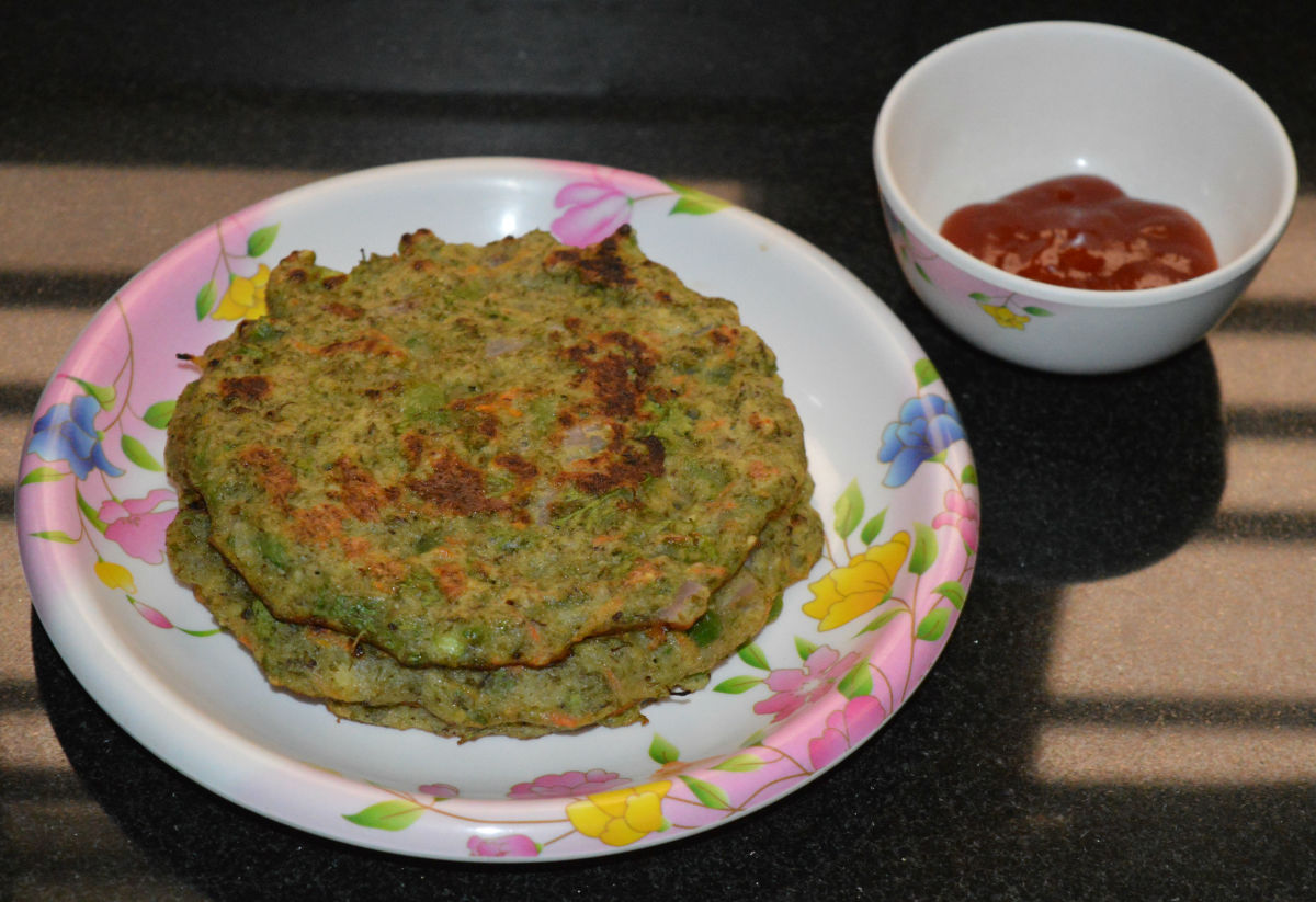 How to Make Green Gram Pancakes (Mung Bean Pancakes) - Delishably