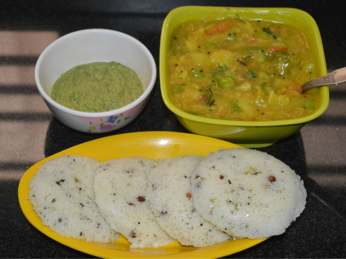 Soft Rava Idli (Semolina Dumplings): Popular Indian Breakfast - HubPages