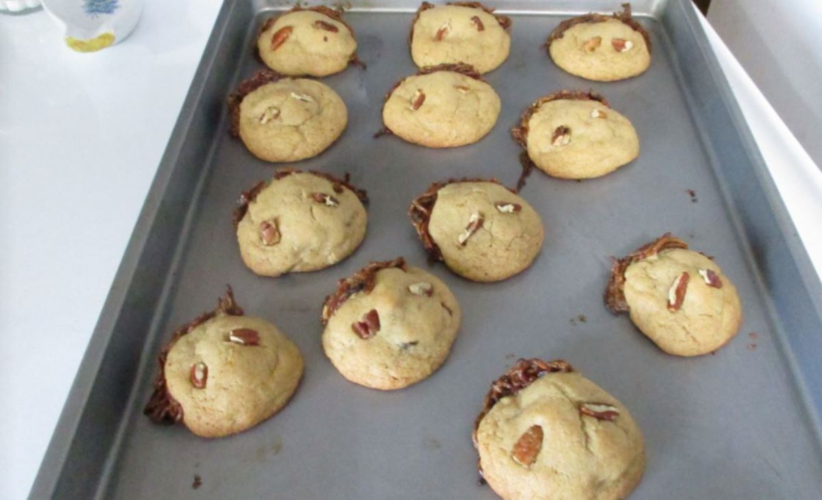 Stuffed Date Cookies With a Fun Twist - HubPages