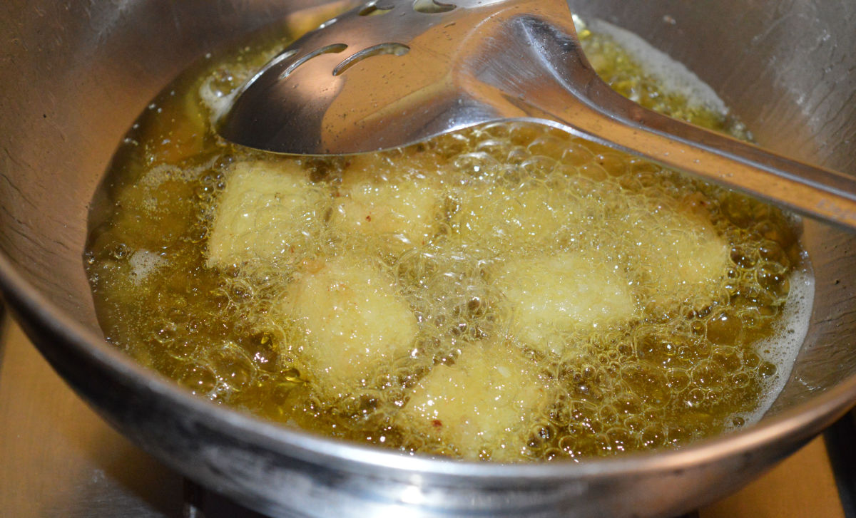 How to Make Idli Jamuns (Idli Dessert) - Delishably