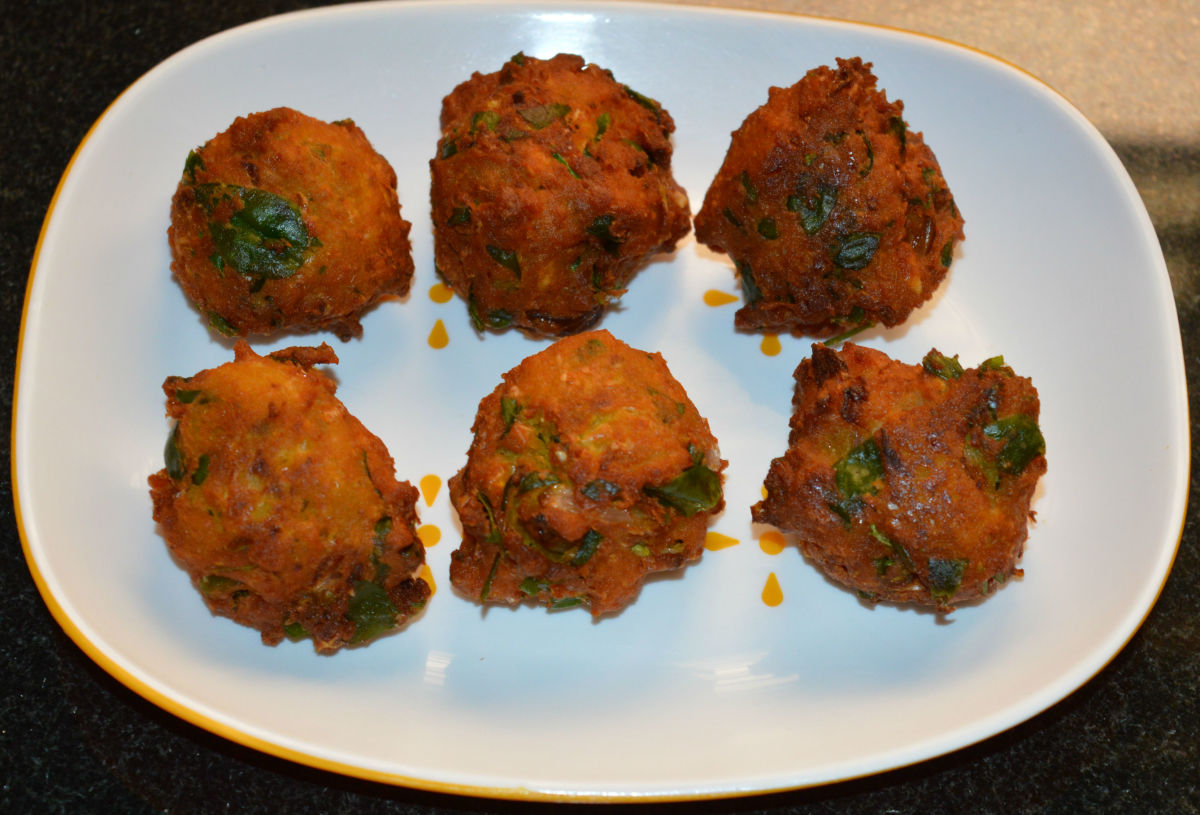 How to Make Corn Fenugreek Leaf Fritters (Corn Methi Pakora) - HubPages