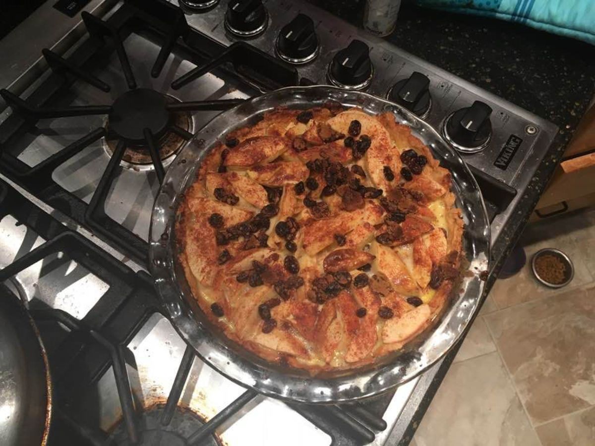 Decadent Apple Pie With French Golden Cream - HubPages