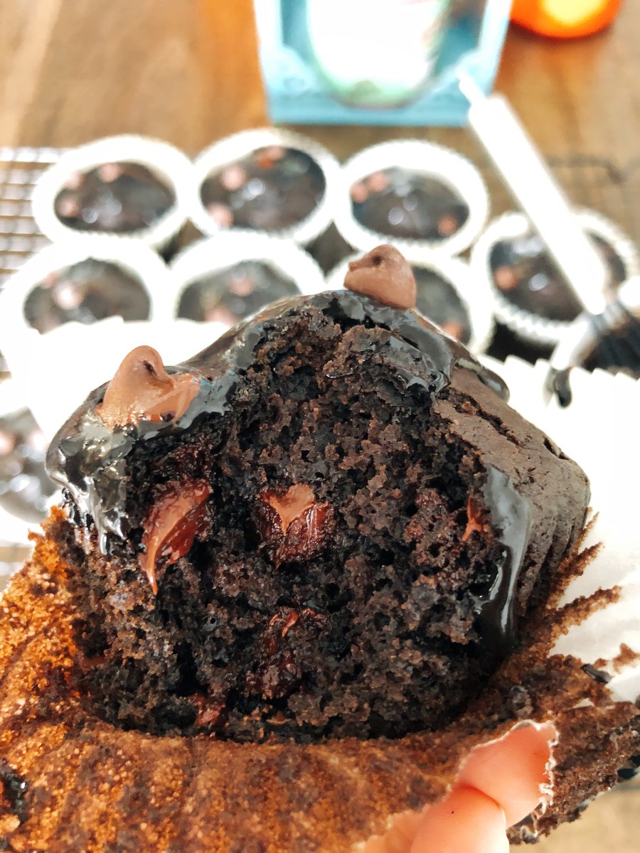 Easy Triple Chocolate Chip Muffins Recipe - HubPages