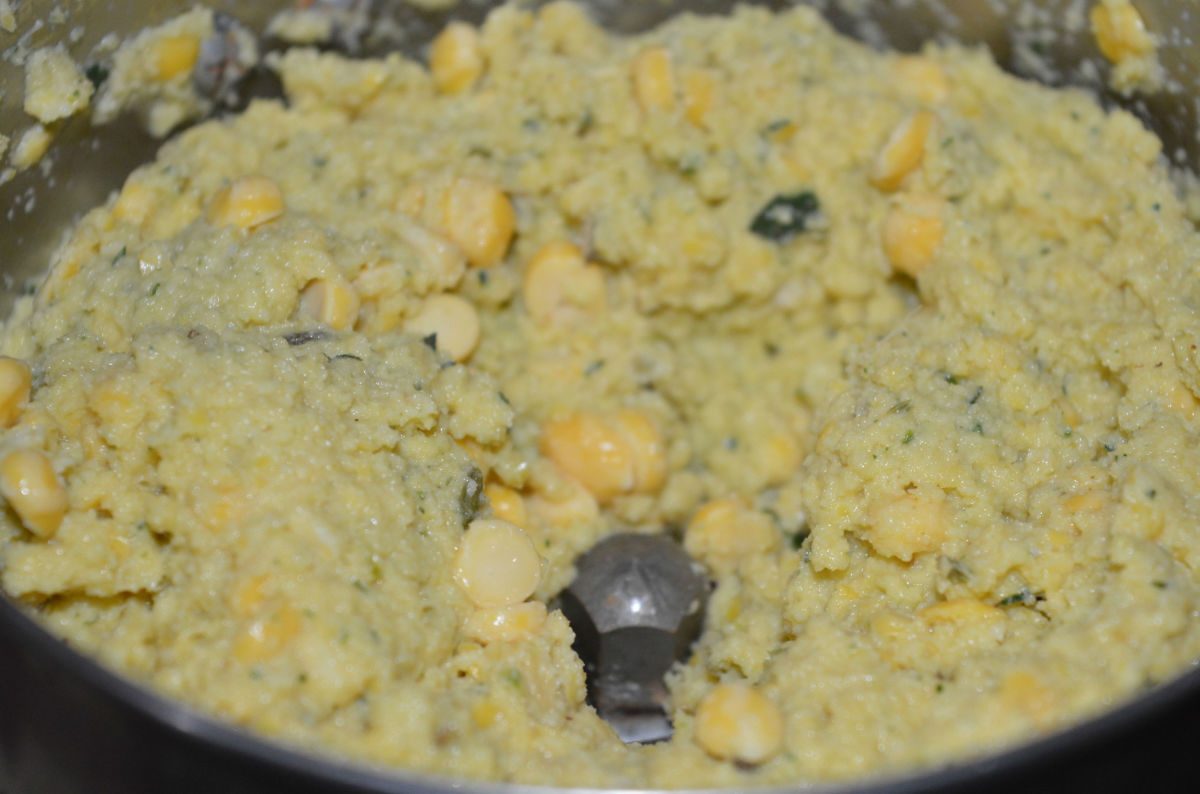 Nutritious and Delicious Masala Vada (Ambode) Recipe - Delishably