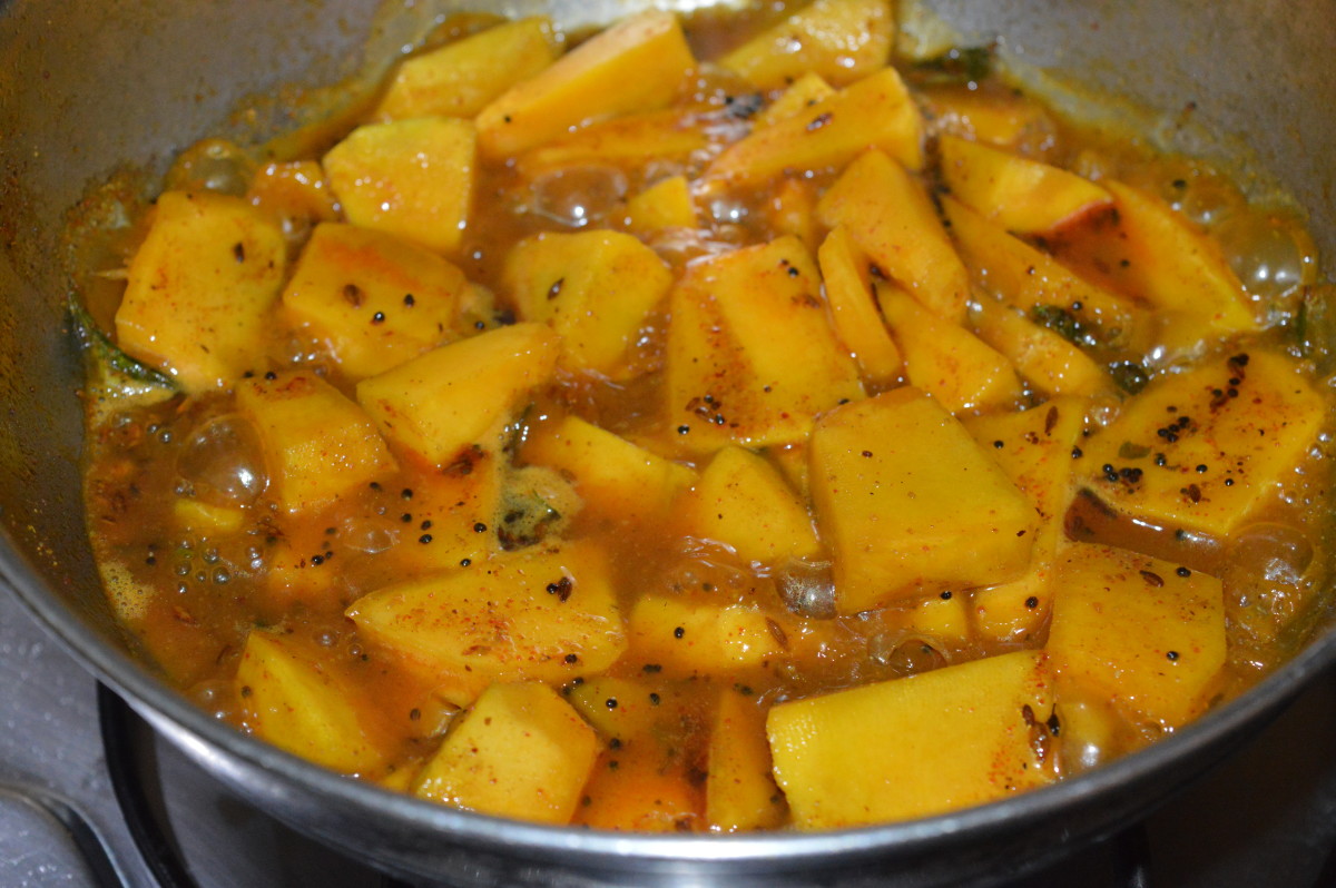 Pumpkin Sabzi (Curry): Vegetarian Indian Recipe - Delishably