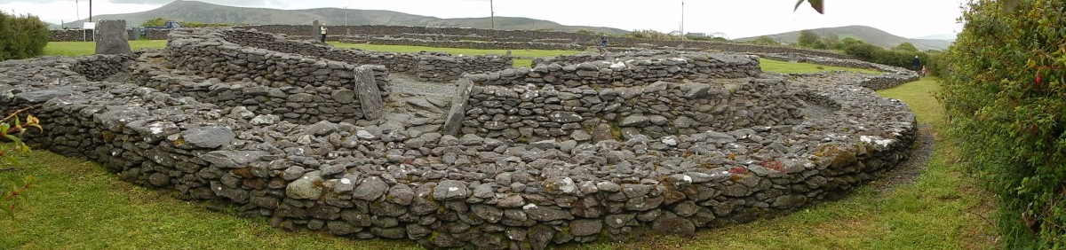 Riasc Monastic Settlement: Dingle Peninsula's Early Christian Site ...