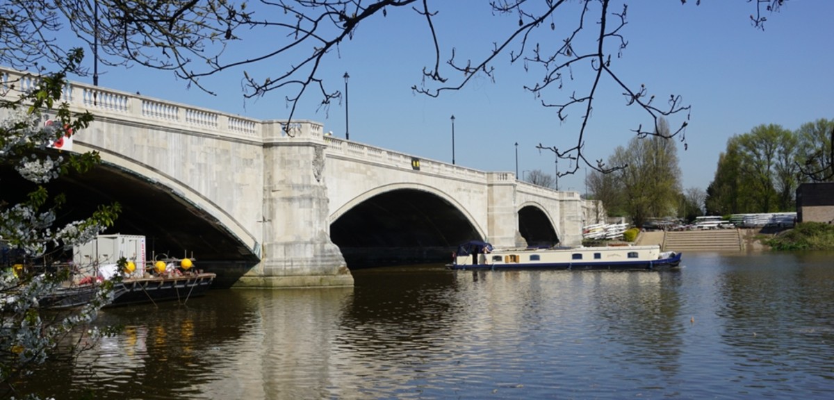 The 33 Bridges on the River Thames - HubPages