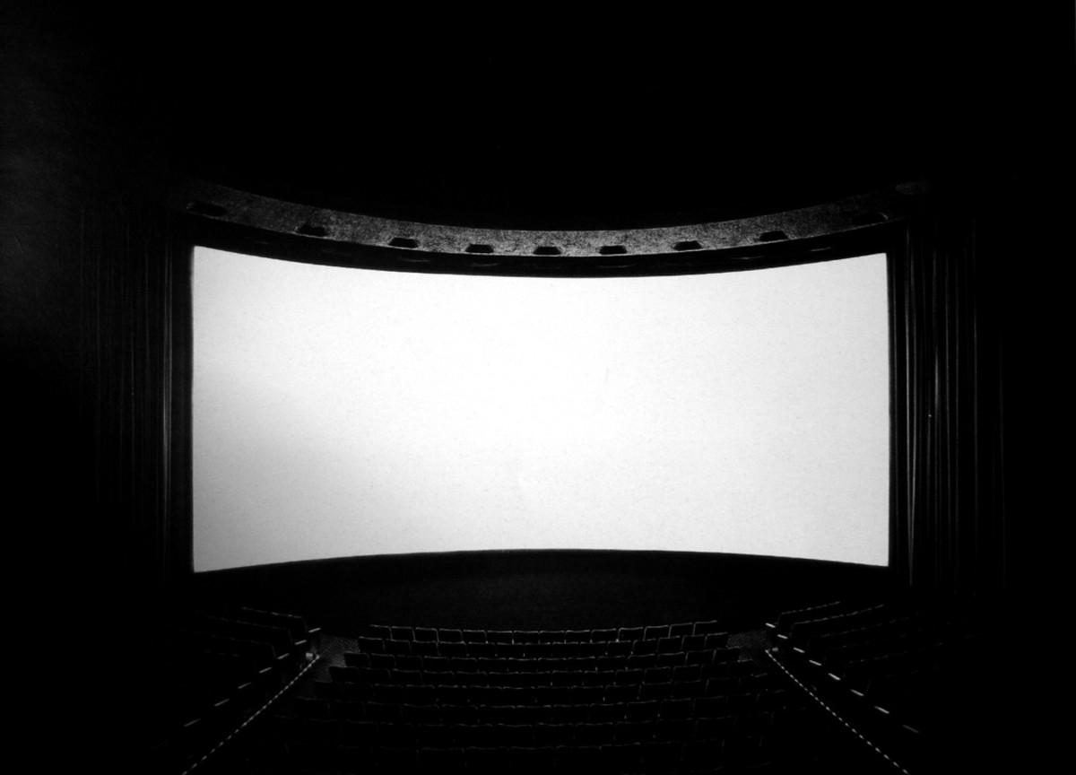 Hiroshi Sugimoto: Master of Slow Shutter Speed Photography - Owlcation