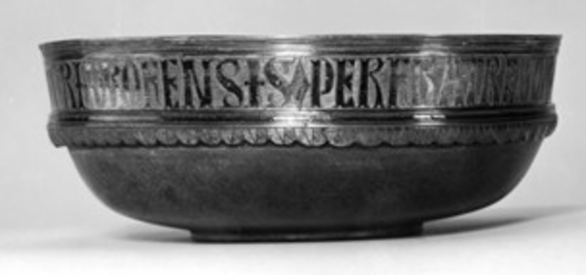 The Lore and History of Mead in Germanic Cultures - Owlcation