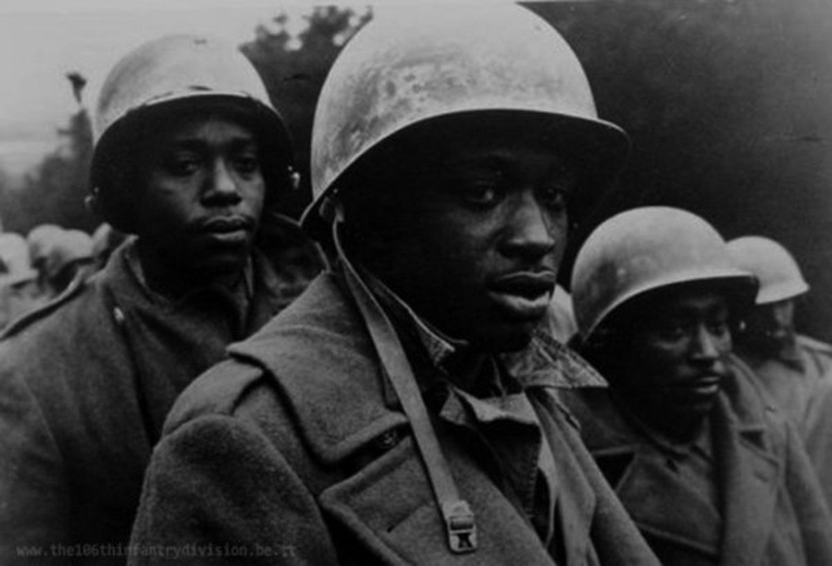 Forgotten Massacre: The Story of the 333rd Field Artillery Battalion ...