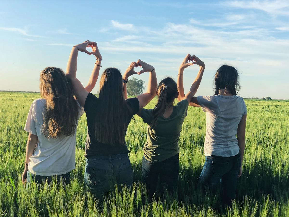 Gathering the Girls: How to Create a Women's Circle - HubPages