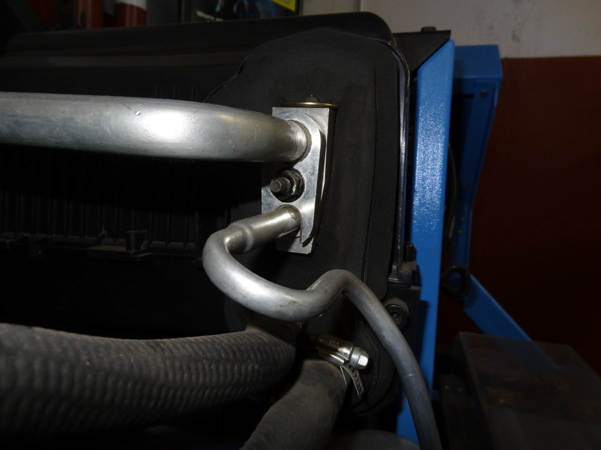 Servicing an Auto AC System and Replacing Components - HubPages