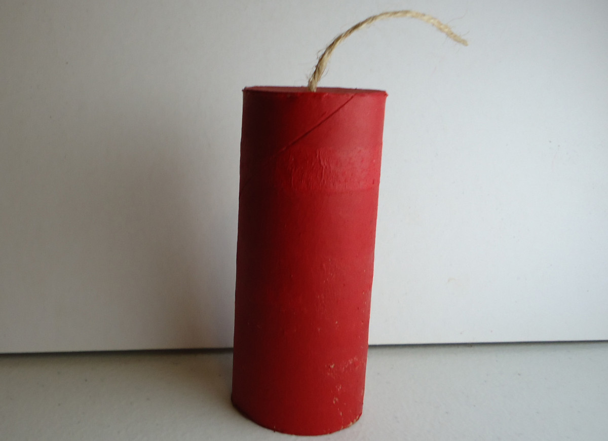 4th of July Crafts: How to Make a Fabulous Faux Firecracker - HubPages