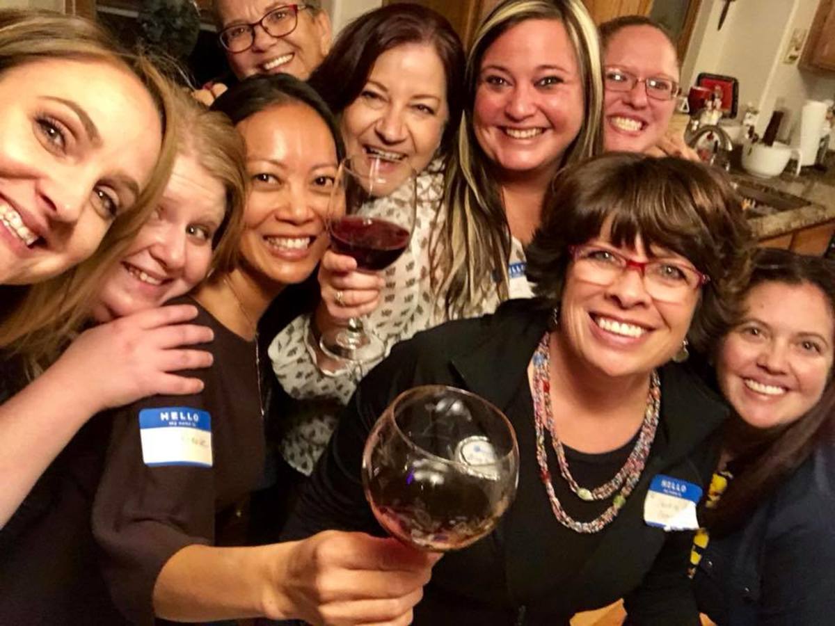 How I Overcame Loneliness by Starting a Neighborhood Group - HubPages