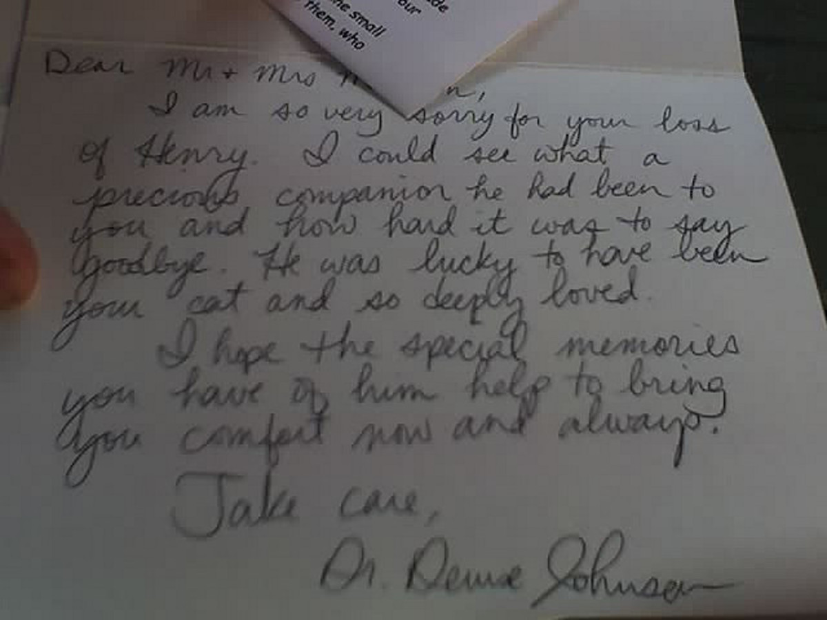 What To Write In A Sympathy Card For Someone Who Lost Their Dad