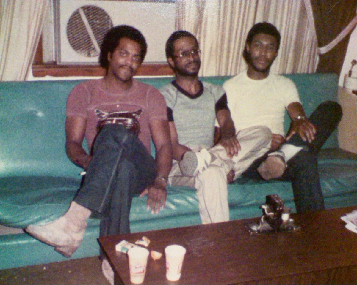 The 45 r.p.m. Resurrection and the Unveiling of S.t.a.r.r. Band - HubPages