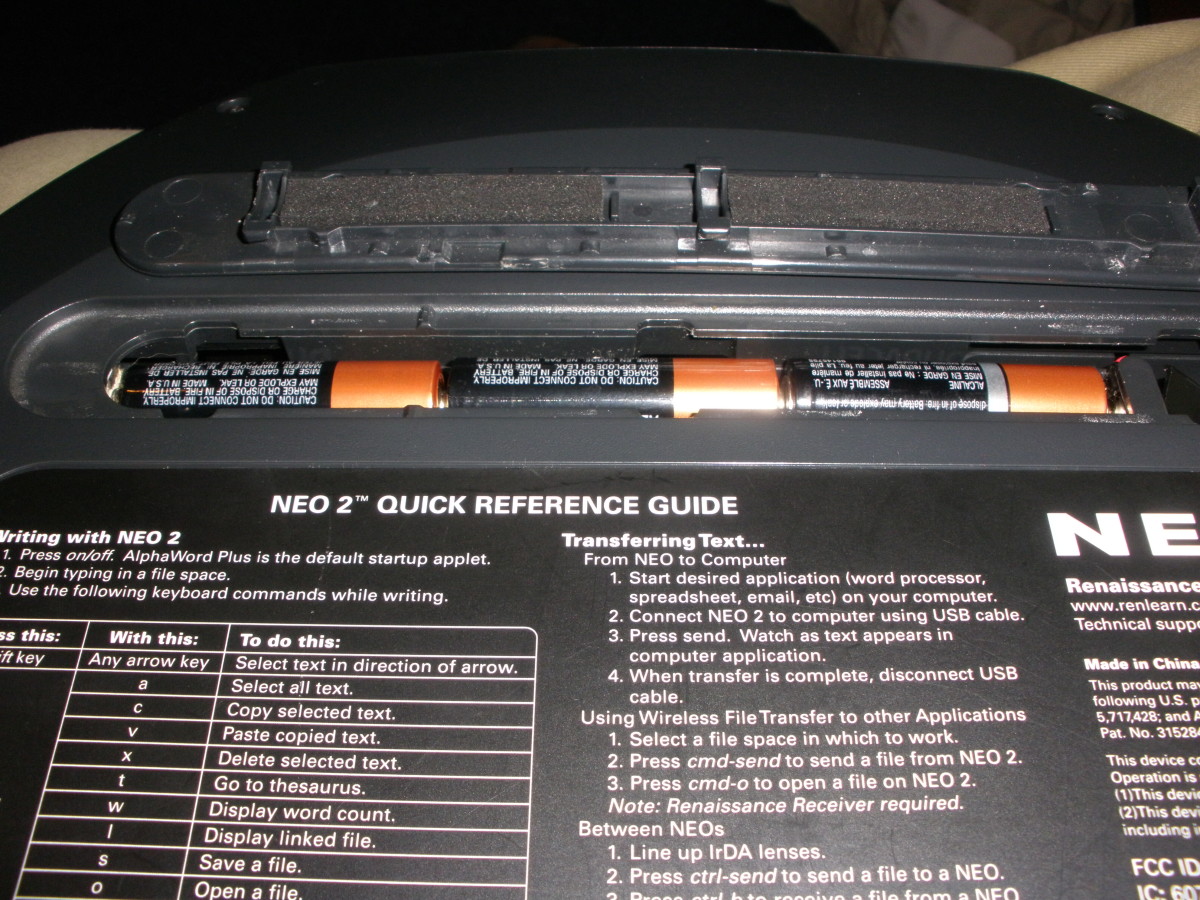 Simple Writing With the AlphaSmart Neo2 - HubPages