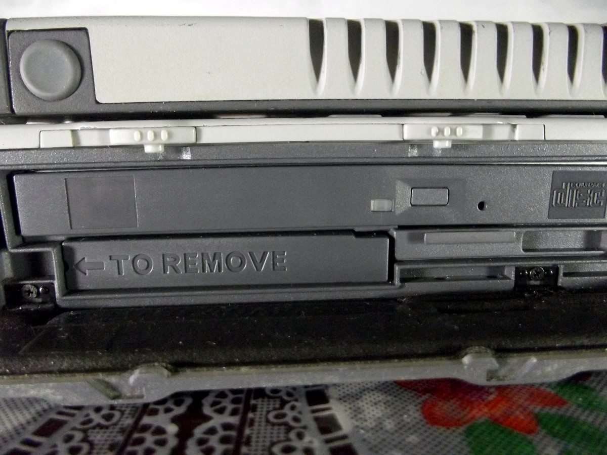 Anatomy of a Rugged Laptop: The Itronix GoBook III - HubPages