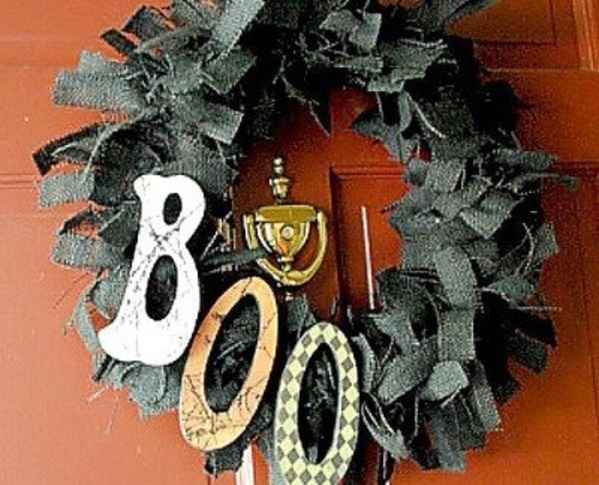 28 Best Halloween Wreaths to Make - HubPages