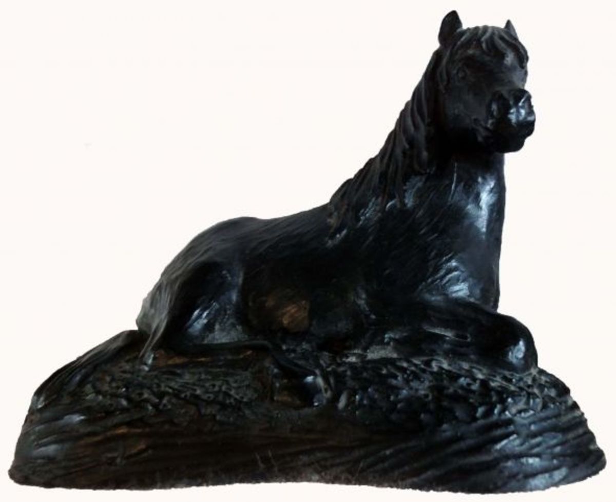 4 Handcrafted Coal Ornaments and Carved Figurines - HubPages