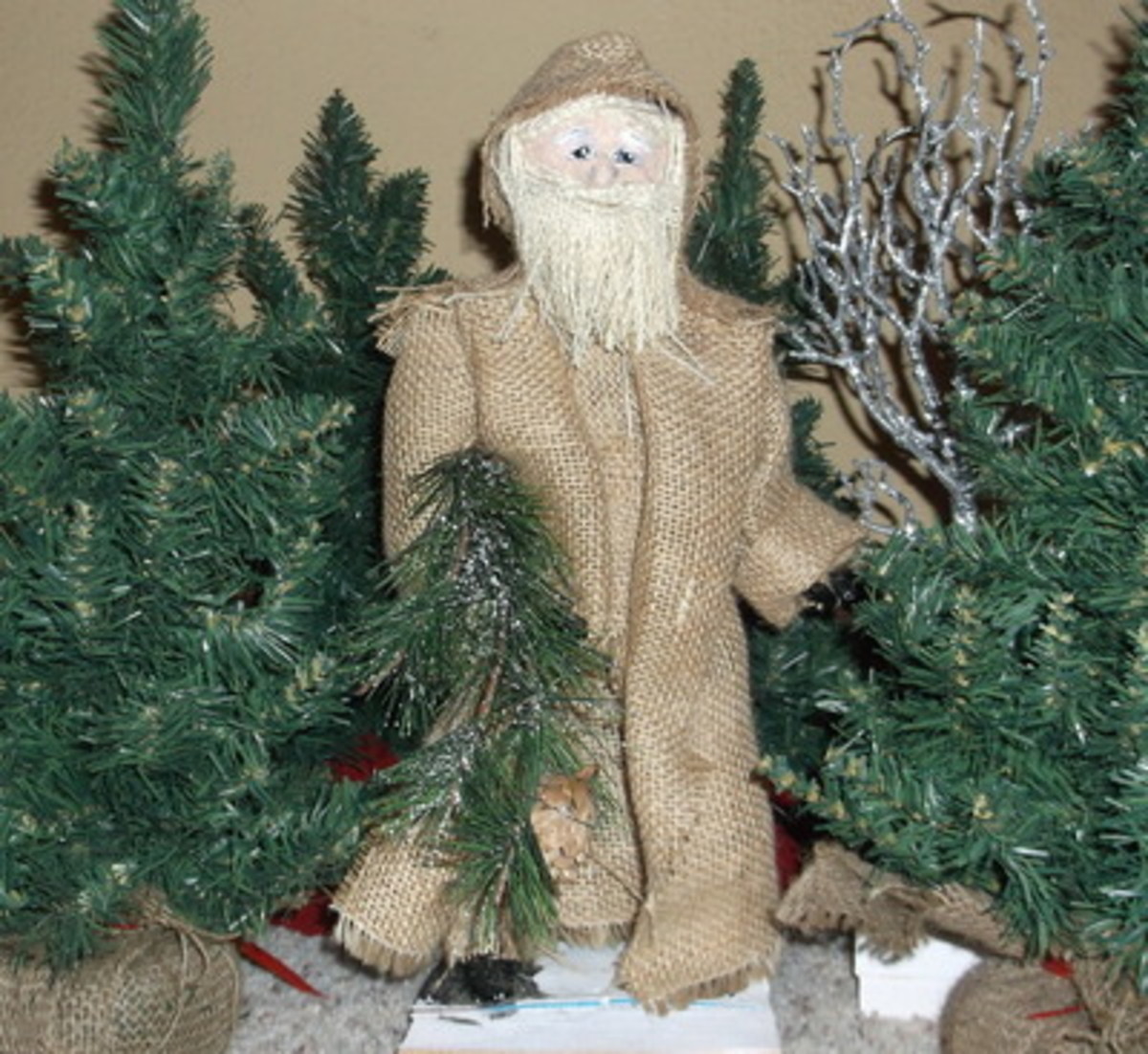 How to Make a Rustic Santa Craft - HubPages
