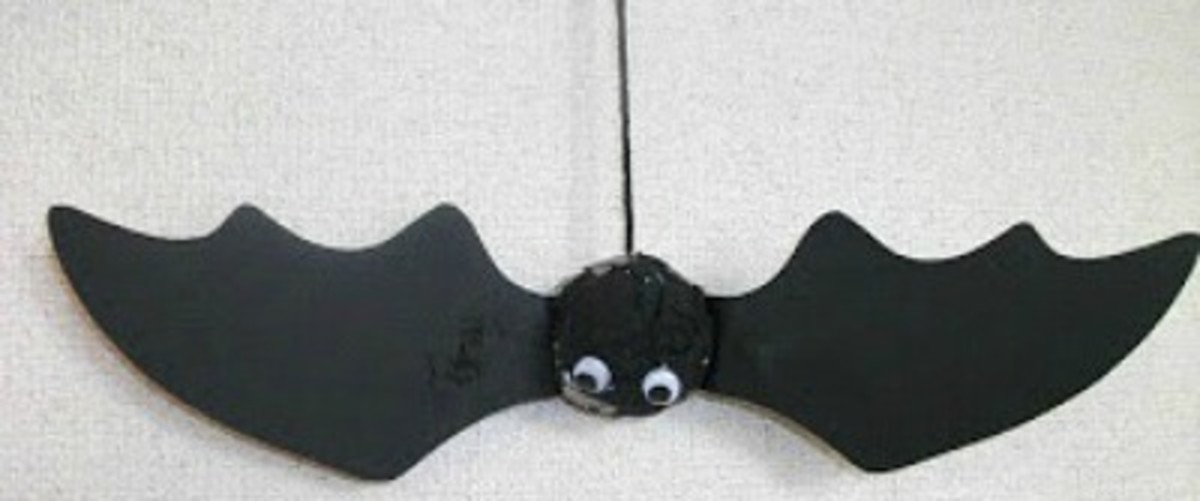 34 Wicked Halloween Bat Crafts - FeltMagnet