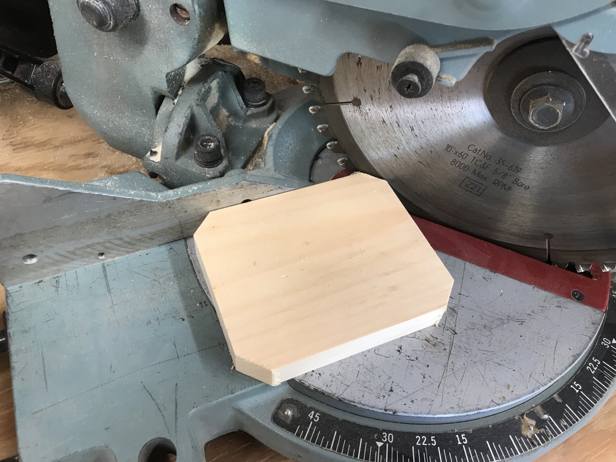 How to Make a Spy Window Birdhouse for Watching Baby Birds - HubPages