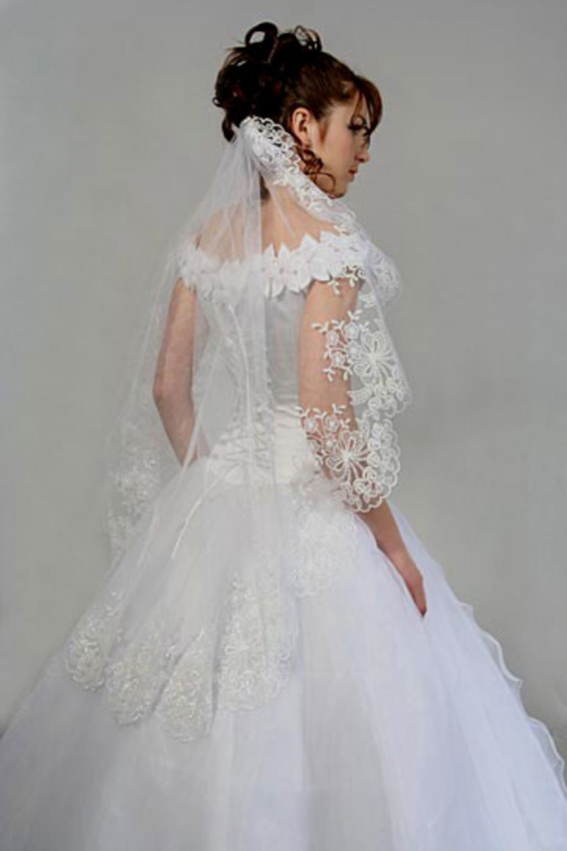 How to Pick a Veil for Your Wedding Dress - HubPages