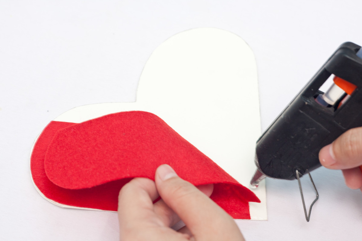 How to Make a Heart Shaped Valentine's Day Card - HubPages