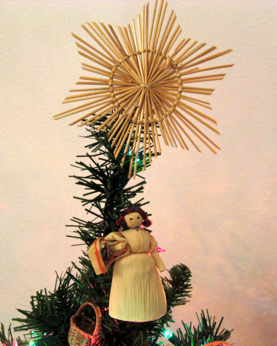 Christmas Tree Theme: Miniature Baskets - HubPages