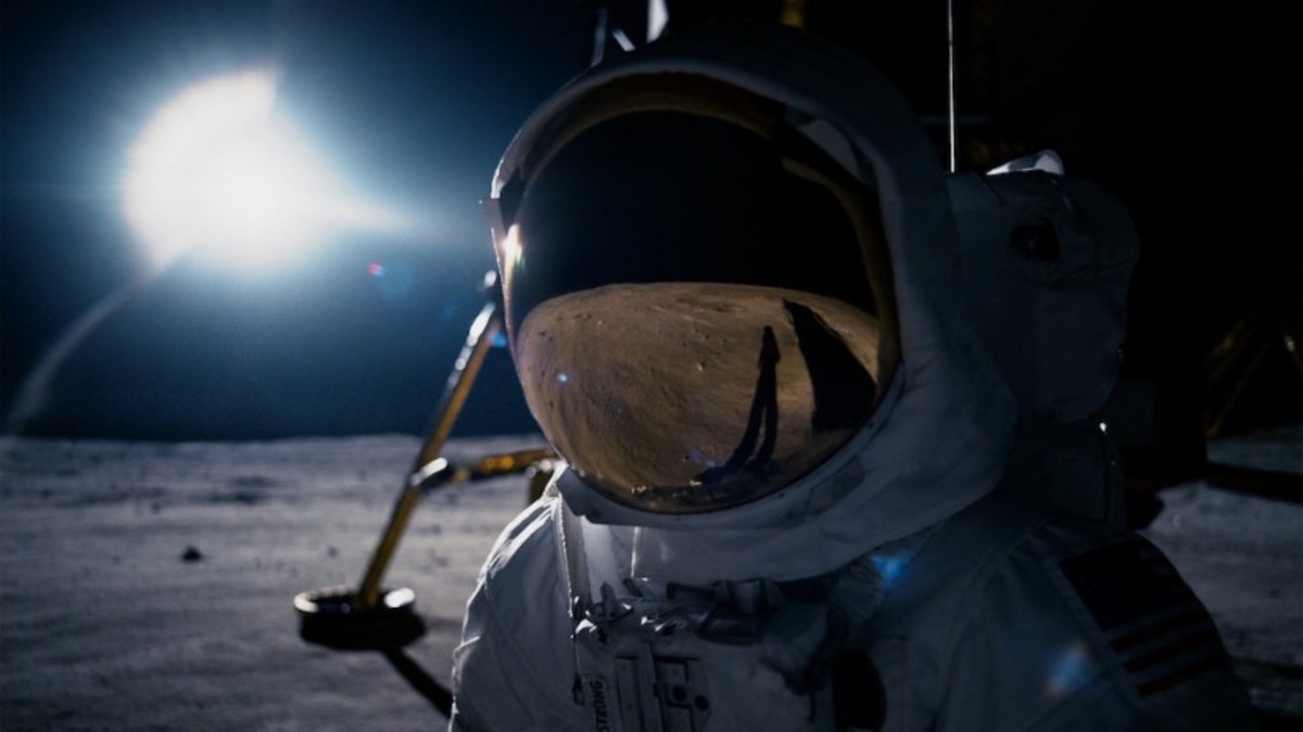 Movie Review: First Man (2018) - HubPages