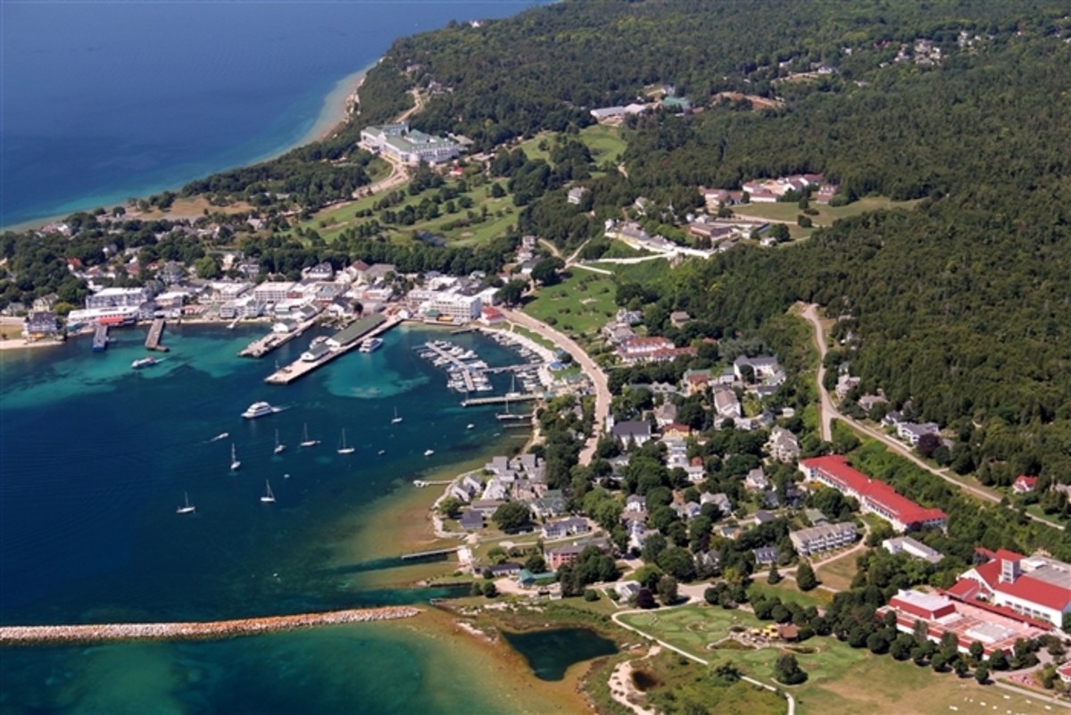 Exploring Pure Michigan: The Top 10 Places You Must Visit - WanderWisdom