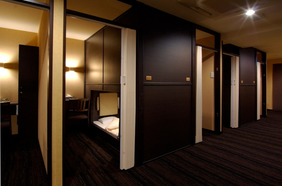 Japan's Best Capsule Hotels - WanderWisdom