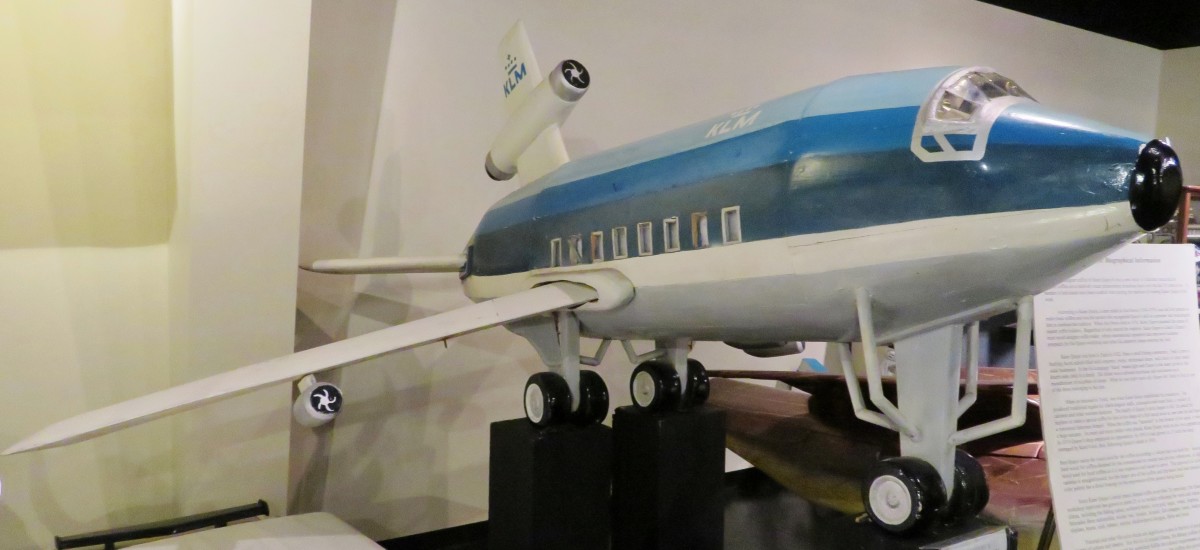 Fantasy Coffins at the National Museum of Funeral History - HubPages
