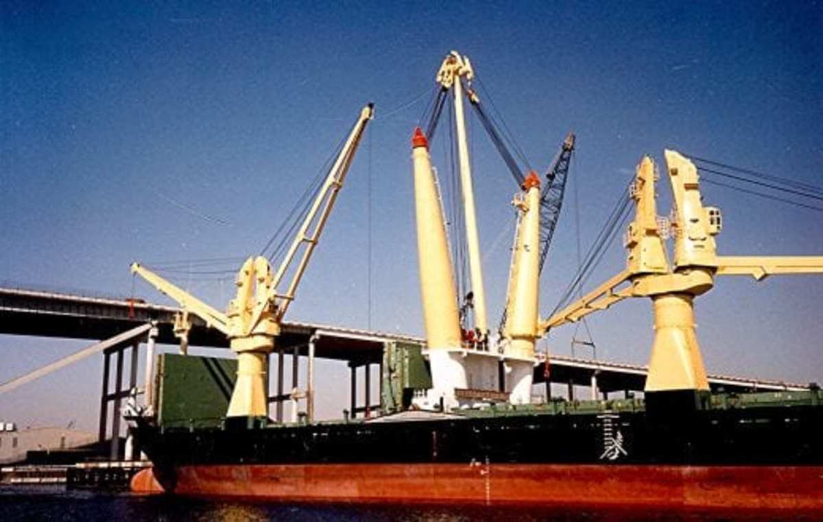 Houston Ship Channel Tour: A Fascinating Tourist Attraction - HubPages