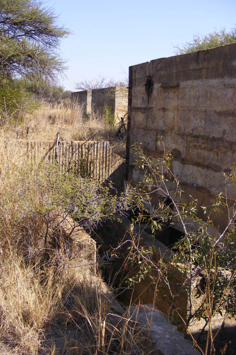 Hiking the Tswaing Meteorite Crater Near Pretoria - HubPages