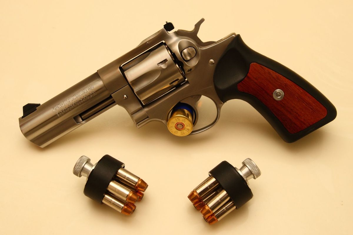 10 Powod w Dlaczego 357 Magnum To Najlepszy Uniwersalny Nab j Do Broni