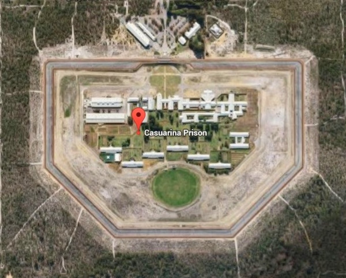 Dutton Makes a Mockery of Democracy by Holding Decorated NZ Soldier ...