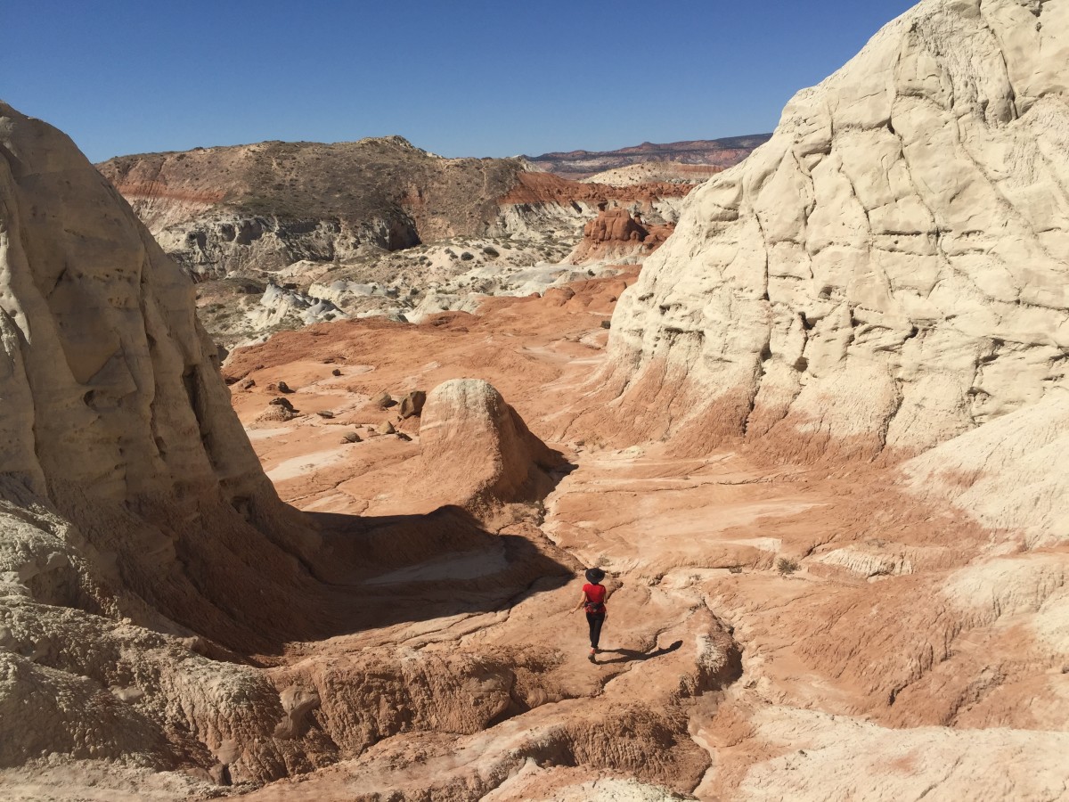 Toadstools Trailhead Hike in Grand Staircase-Escalante National ...