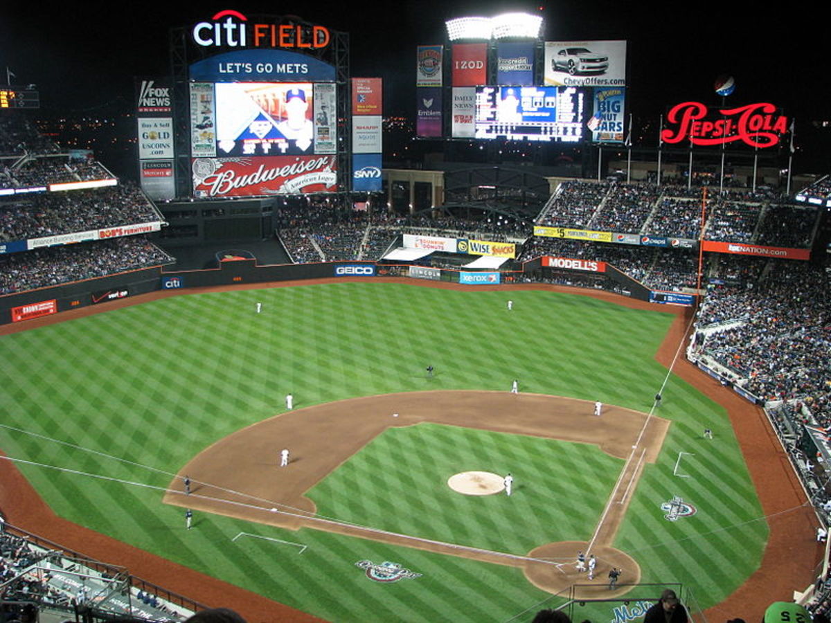 The Top 10 Unique MLB Ballpark Features - HubPages