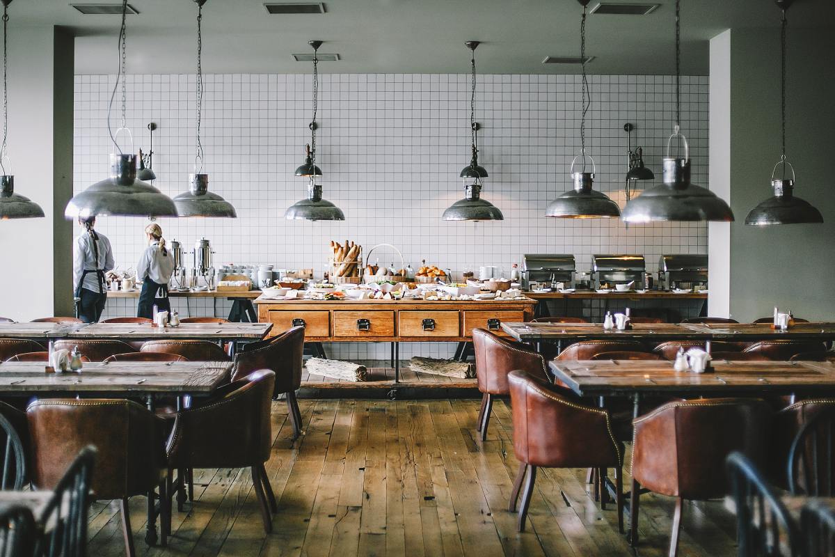 How To Write A Restaurant Review 10 Tips Plus Examples Owlcation